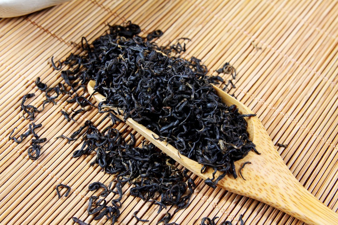 Review of Yunnan Sourcing Premium Qimen Black Tea of Huangshan by Alex ...